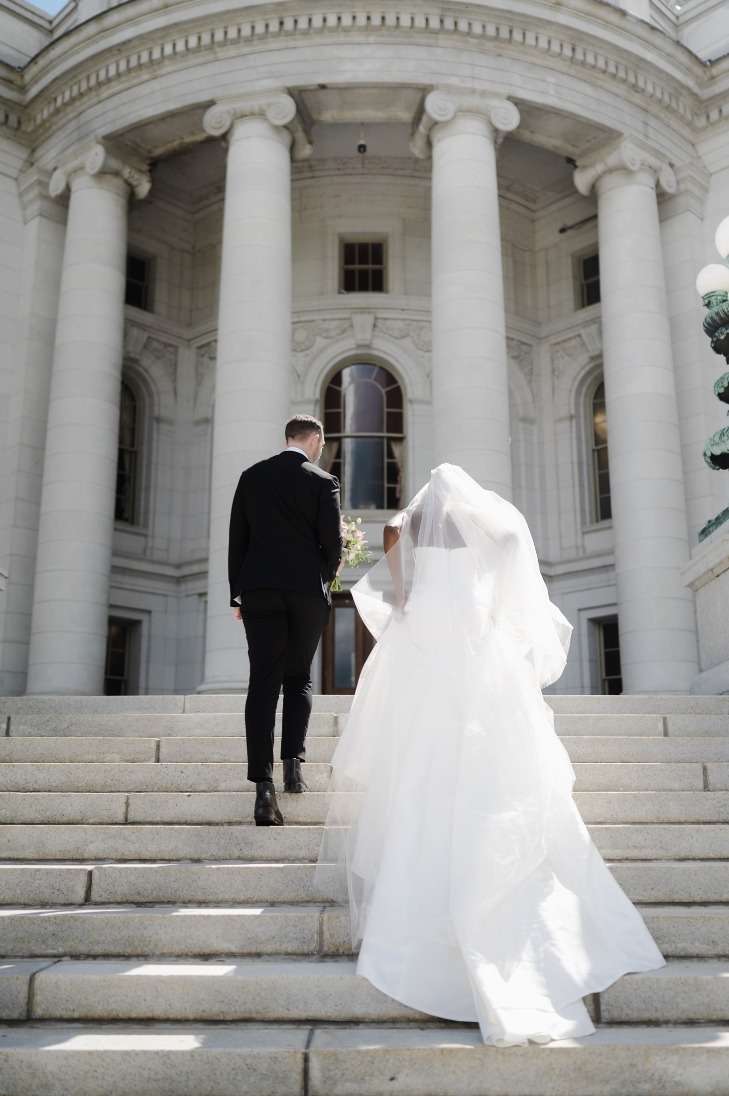 Elegant Wedding Photos at the Capitol in Madison, Wisconsin