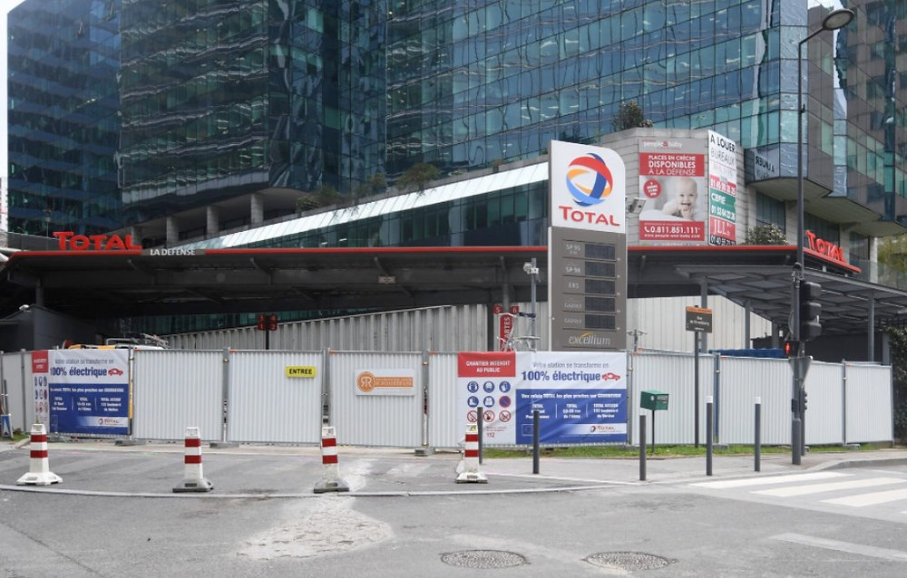 C'est une première : Total convertit une station service au tout-électrique