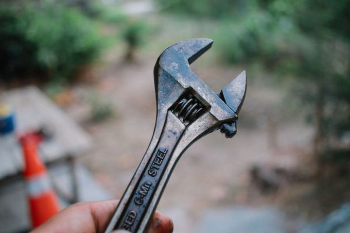 Safety Precautions When Using Adjustable Wrenches – Why Non-Sparking ...