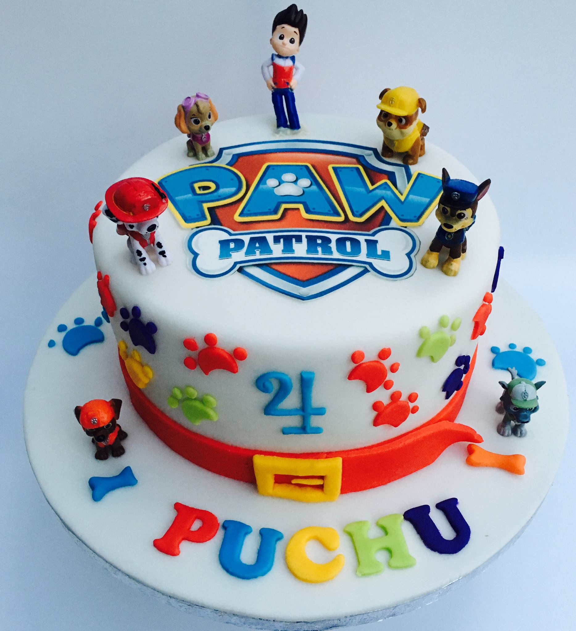 Twisted Cakes by Tia - Handmade Cakes in Welwyn Hatfield St Albans