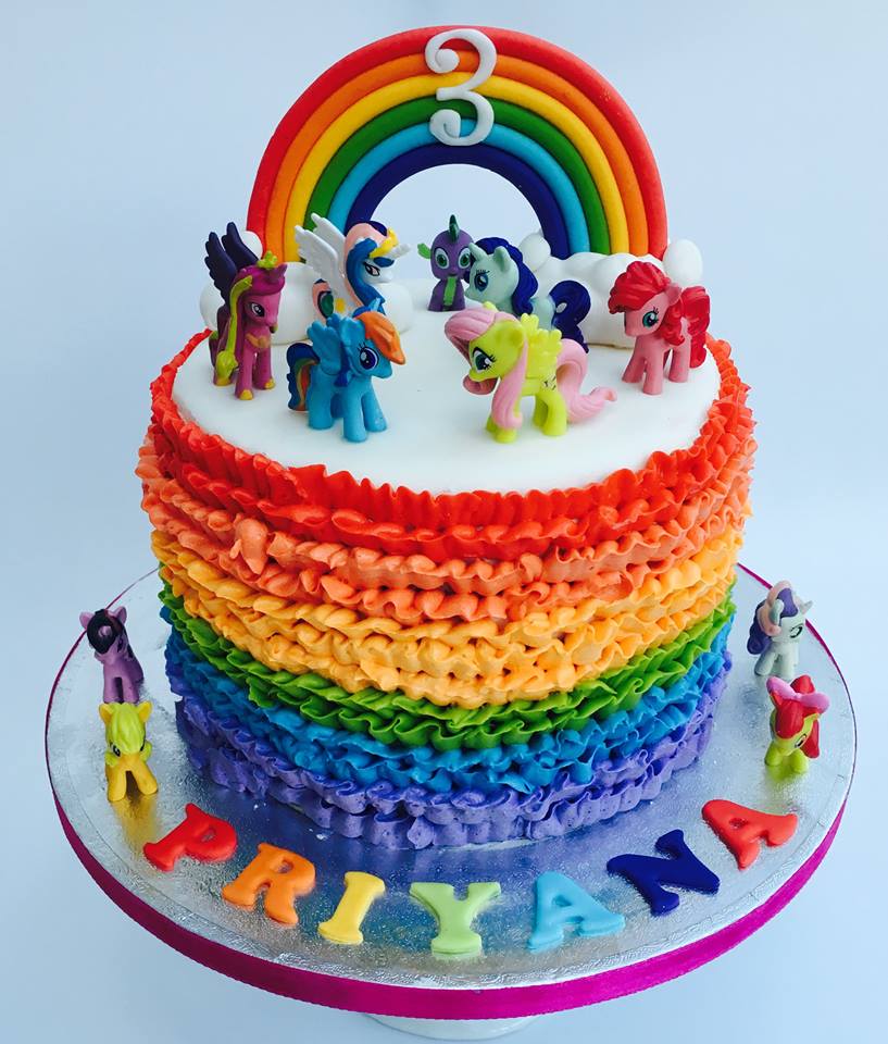 Twisted Cakes by Tia - Handmade Cakes in Welwyn Hatfield St Albans