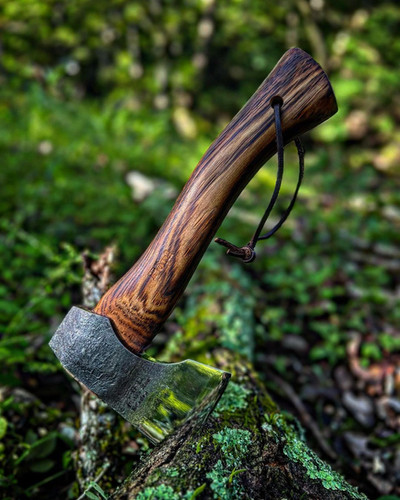 Mini Trekking Axe (dark) | poultools.com