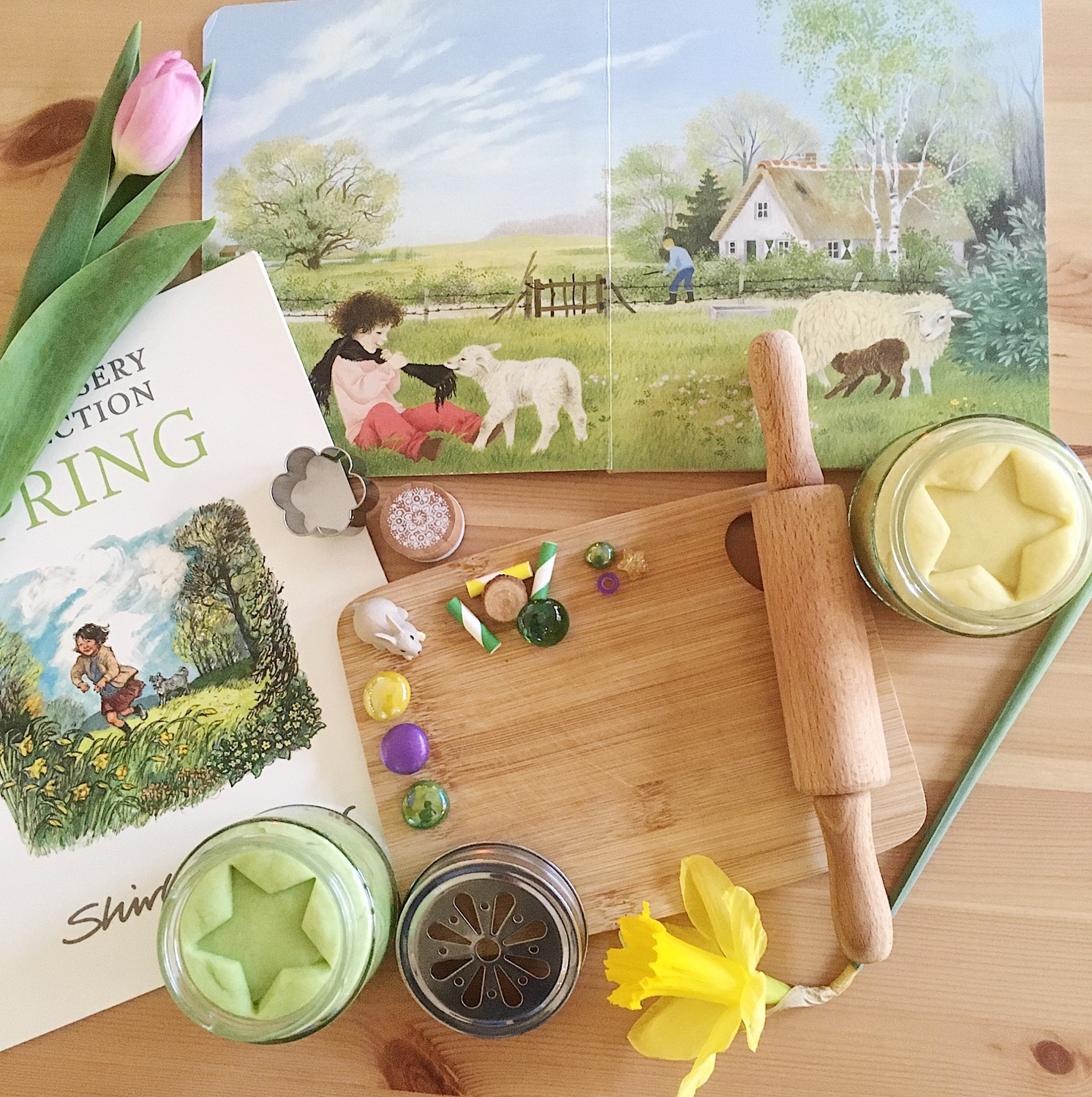 How to Make a Beautiful Play Dough Kit