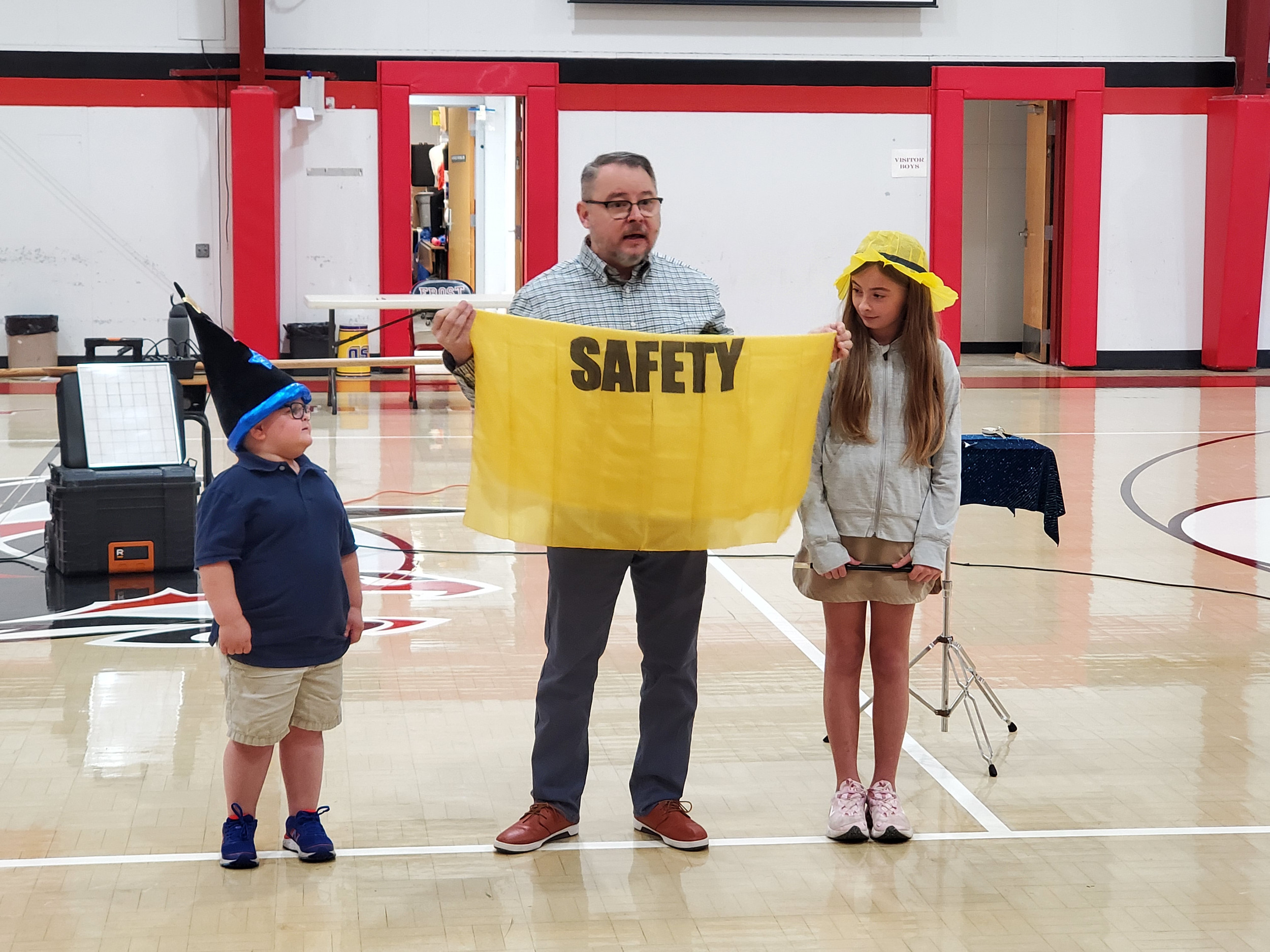 DEMCO Performs Electrical Safety Magic Show at Frost School: Making Accidents Disappear