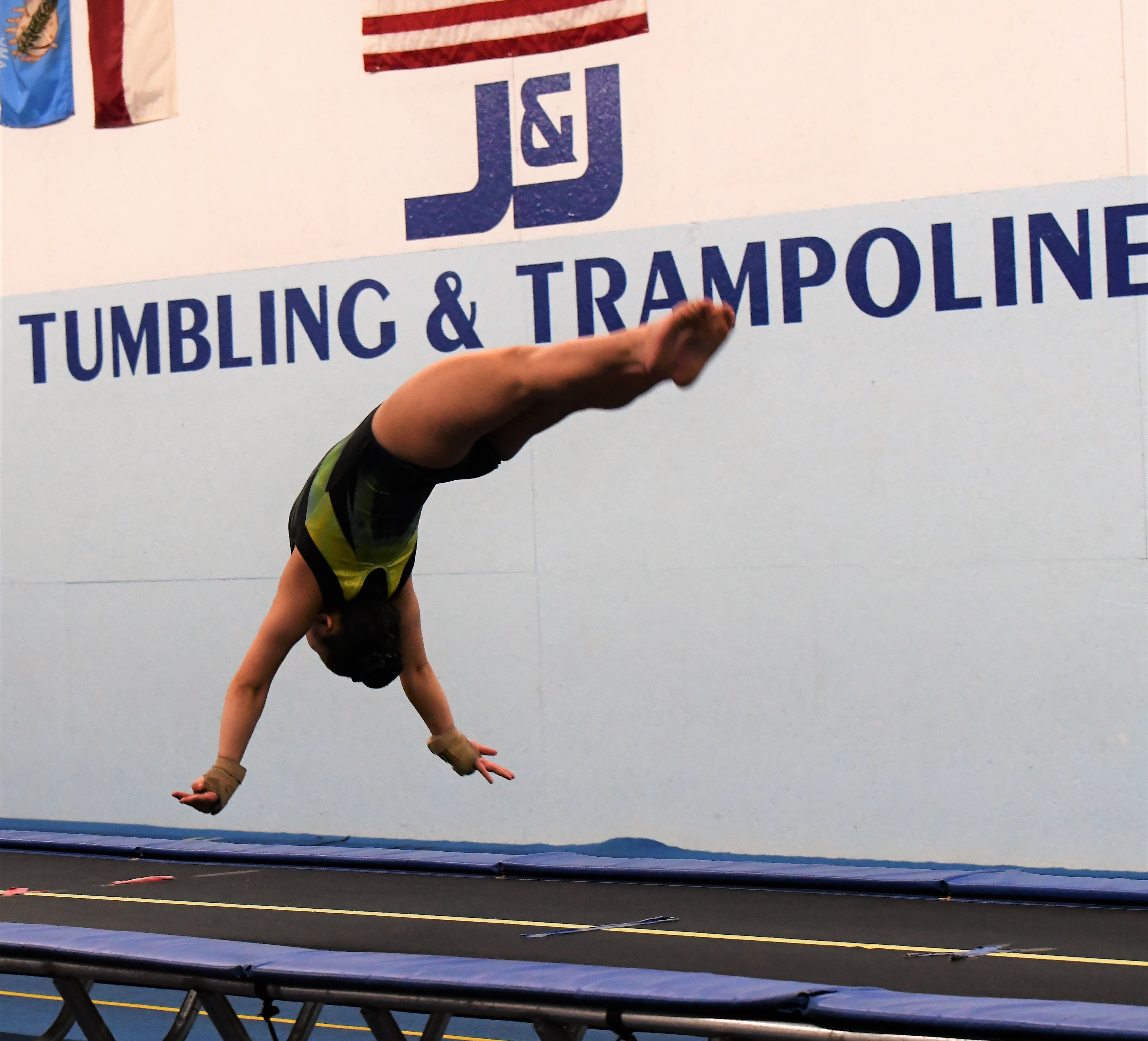JJ Tumbling Trampoline Dance, Jump Swim Cheer