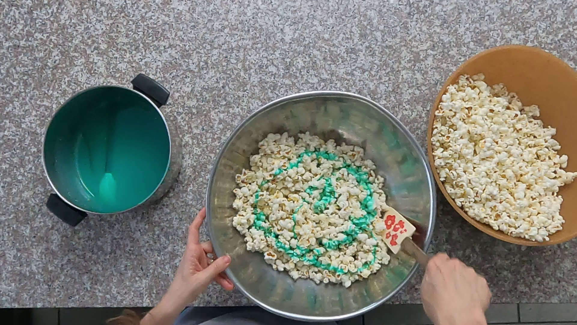 Quick and Easy Homemade Popcorn Balls