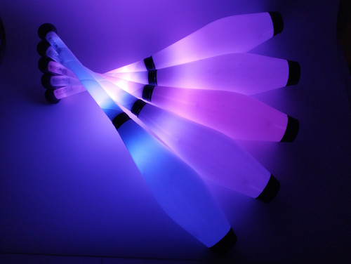 Nebula 2.0 - Single LED JUGGLING CLUB Kosmos | Flow Juggle
