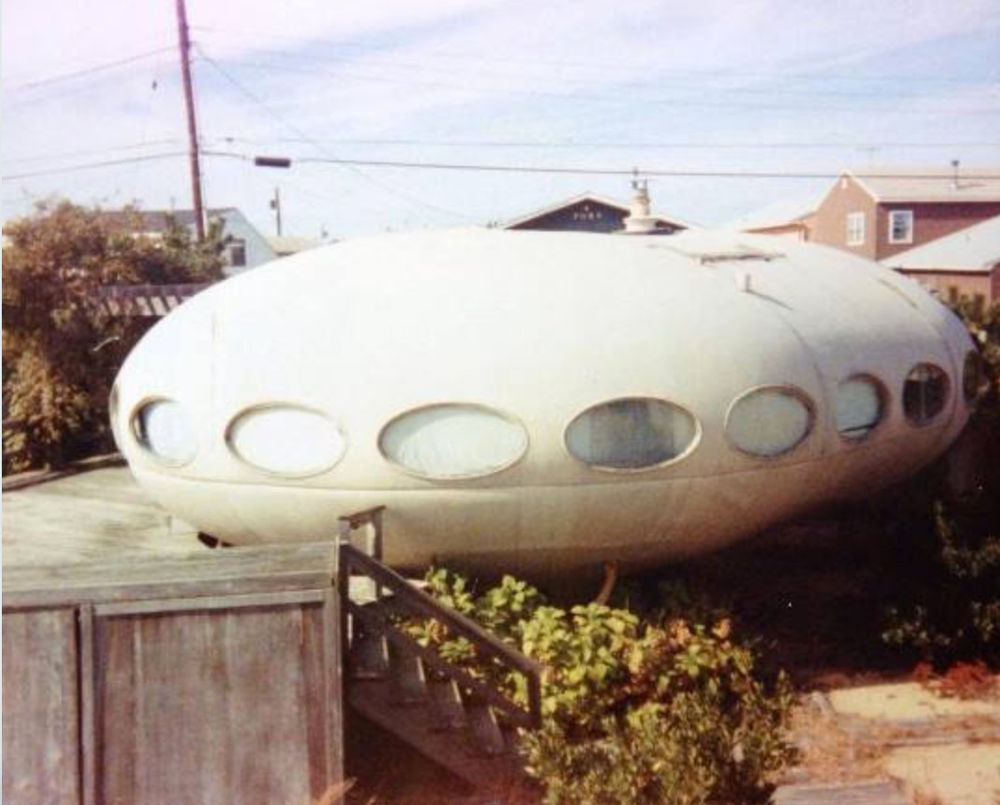 10 Out-of-This-World Facts About the Futuro House