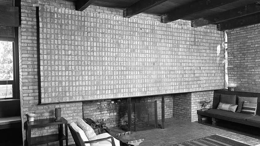 9 of Our Favorite Mid-Century Modern Fireplaces