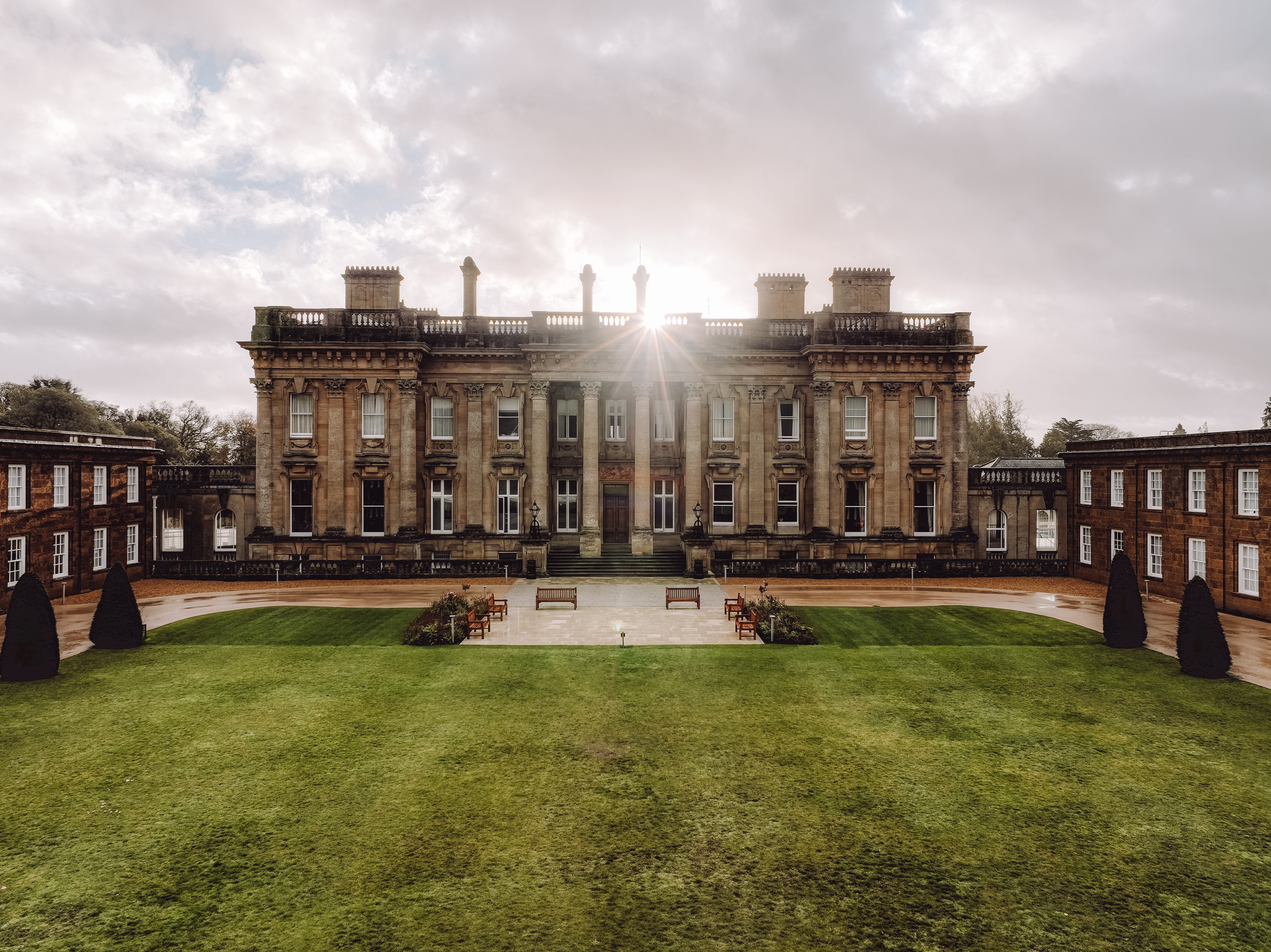 Heythrop Park Hotel | Excursions Show
