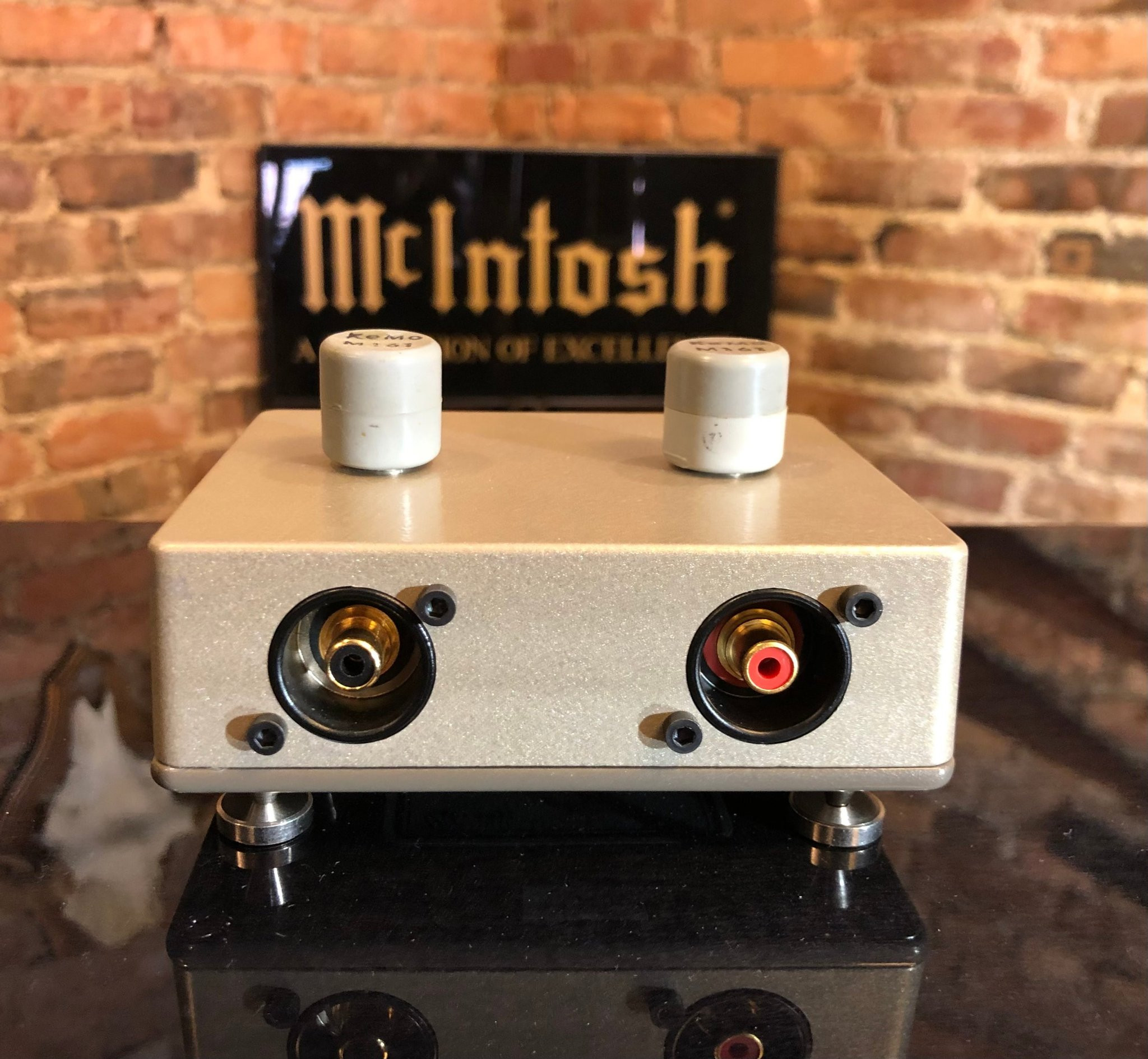 Keberle & Moser SUT | HiFi Stället