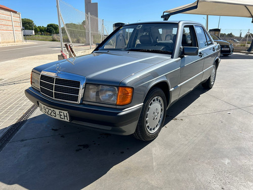 MERCEDES 190 2.5 DIESEL W201 | AUTOS CLASSIC CARS