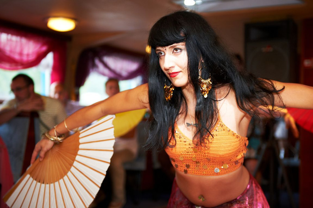 Belly dance | AJNA, Dancer & Choreographer