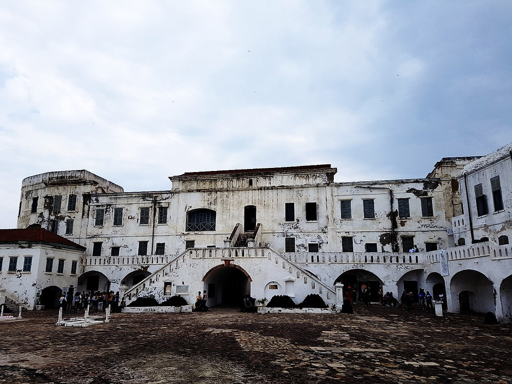 Cape Coast Castle, surpreendente e emocionante