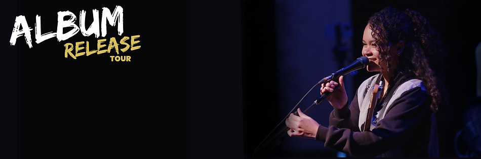 Andréa Lisa | Vocalist & Guitarist | Home