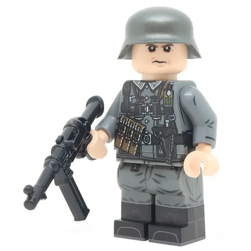 WW2 German Heer Squad Leader (mid-late war) | United Bricks | LEGO ...