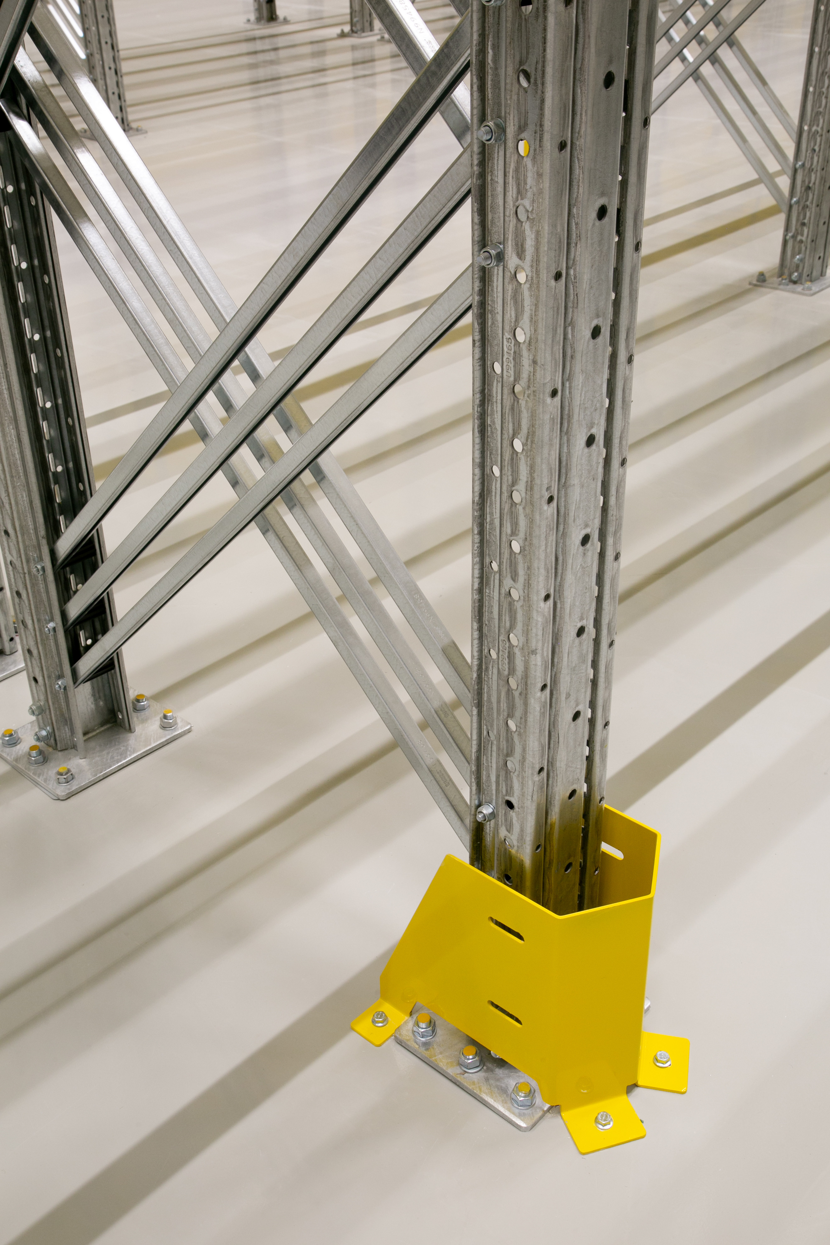 Metallic Upright Protection