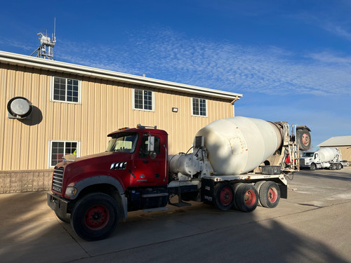 4-2015 Mack GU713 Mixer Truck with 11yd MTM Mixer | welshequipment