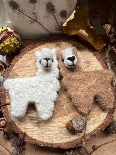 Felt Alpaca Decoration | Oak Tree Alpacas
