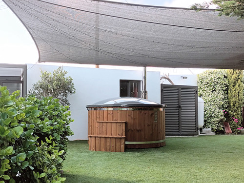 4-5 Persons | Oslo | Hot Tubs Cyprus