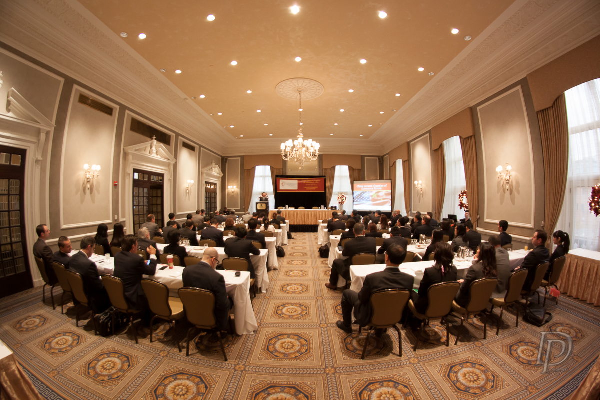 Distinctive Portraits | Event Photography | Detroit Photographer