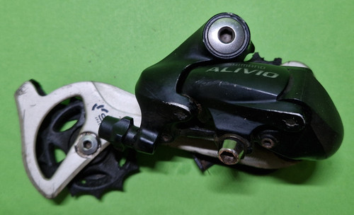 Shimano Alivio rear derailleur | CycleRecycle