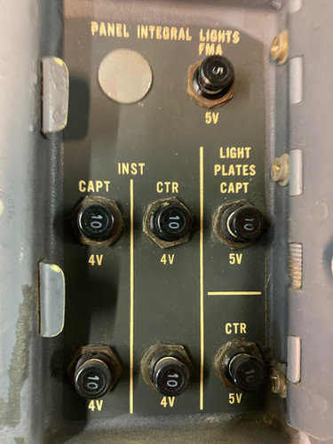 DC-10 Circuit Breaker Panel | aphs