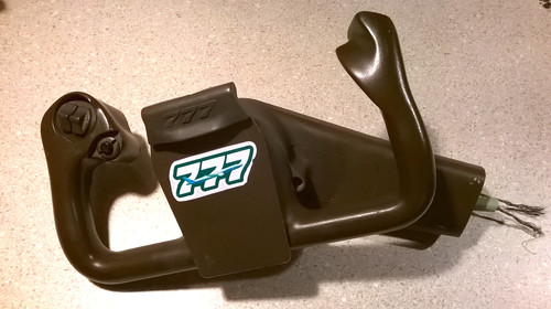 Boeing 777 Captain's Control Wheel | aphs