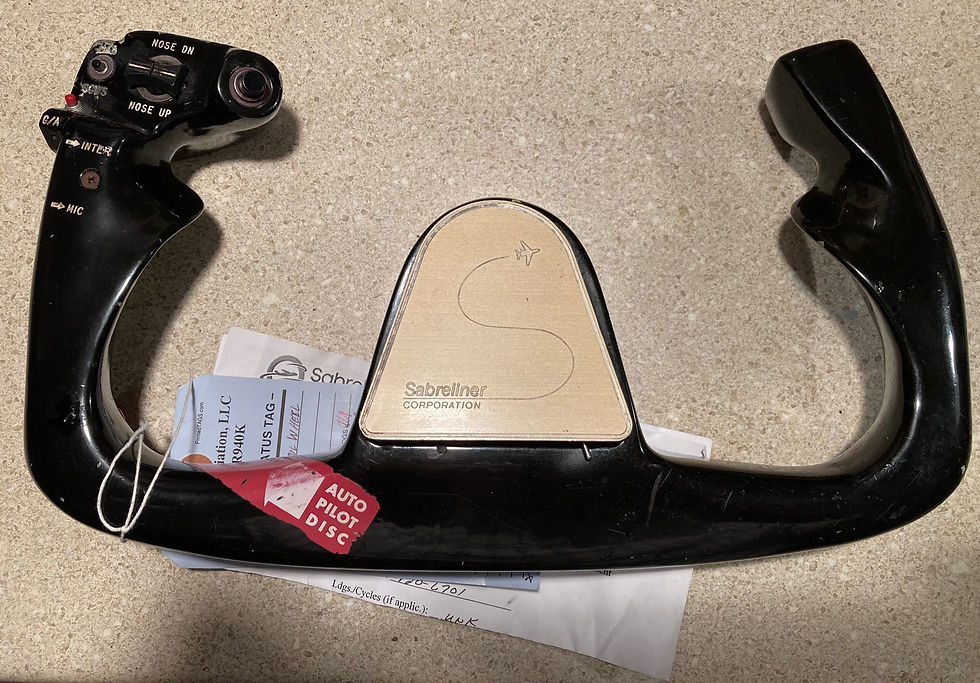 Control Wheels & Yokes, Boeing Wheels | Airline Pilot's Historical Society