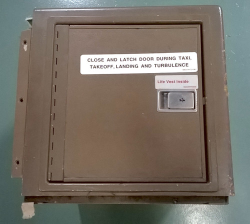 747-400 Cockpit Stowage Box | aphs