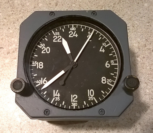 Aerosonic Mechanical Cockpit Clock | aphs