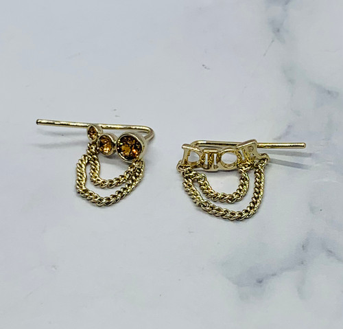 CHRISTIAN DIOR Dio(r)evolution earrings - Pre owned | The Refashion