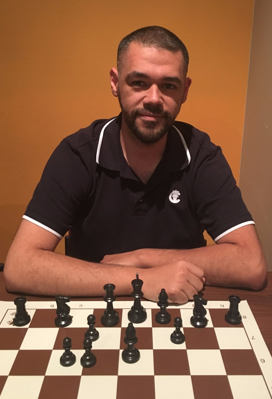 ALEX VELASQUEZ : Head Coach | CCC