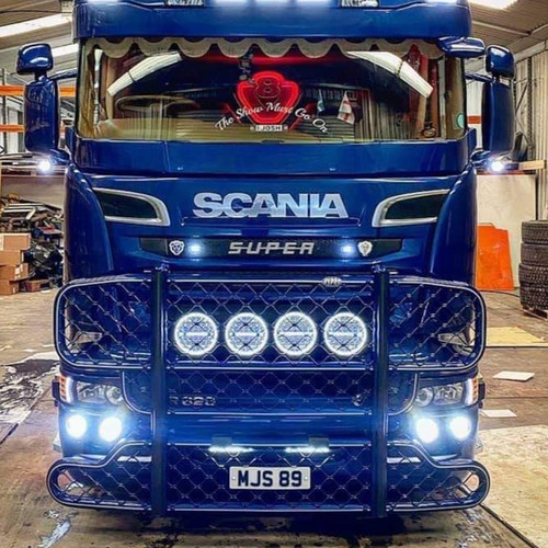 Strands Siberia NR 9inch Spotlight | McCallums