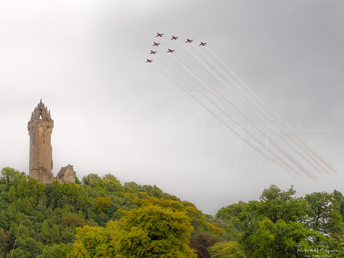 IMG00650 - Wallace Monument and The Red Arrows | TheKiltedPhoto