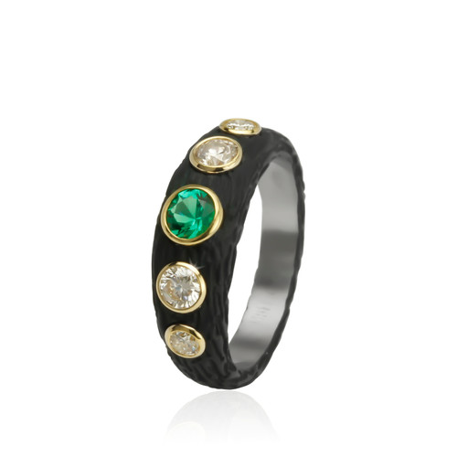 Pebble Bold Emerald and Diamond Ring | Sarahgraham
