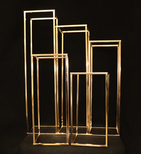 Metal Stand Centerpiece | BNB Wholesale Inc.