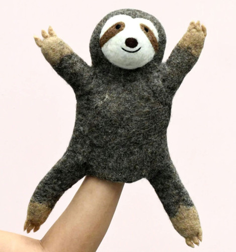 Sloth hand puppet | Fossika