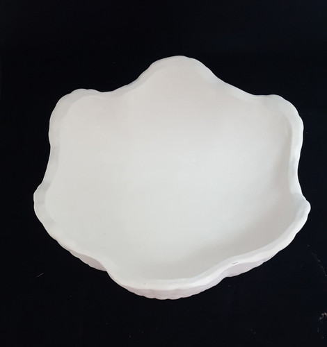 Large Clam Shell Bowl | Countryside Ceramics
