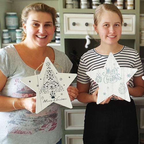 Reloved Designs | Christmas Star Painting Workshop