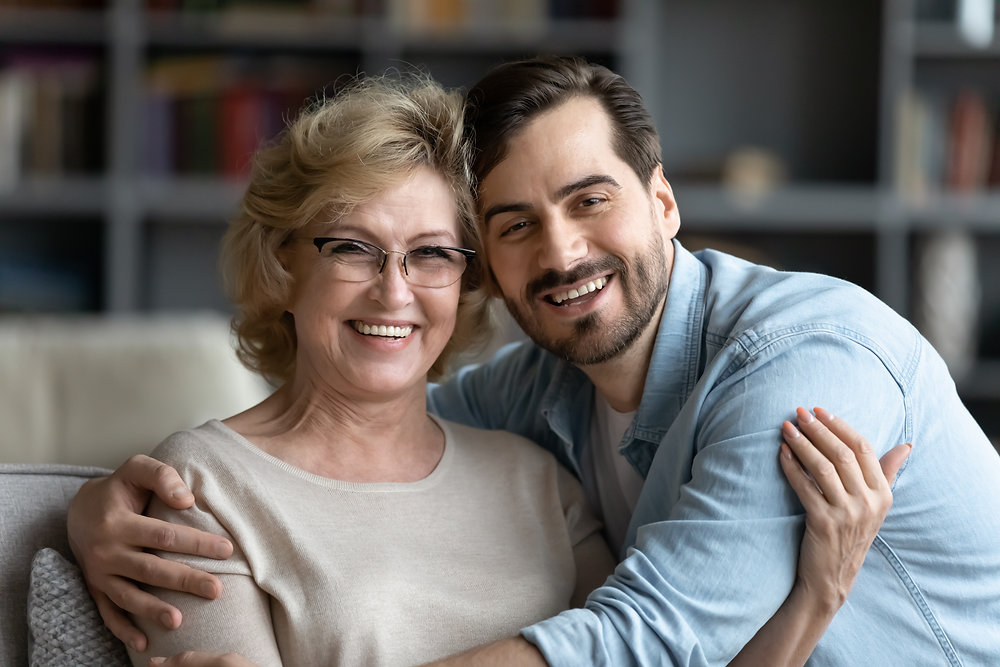 The 6 Types of Boundaries Everyone Needs to Have With Their Mom