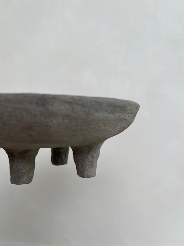 Triple Legs Medium Bowl | Ashler Design