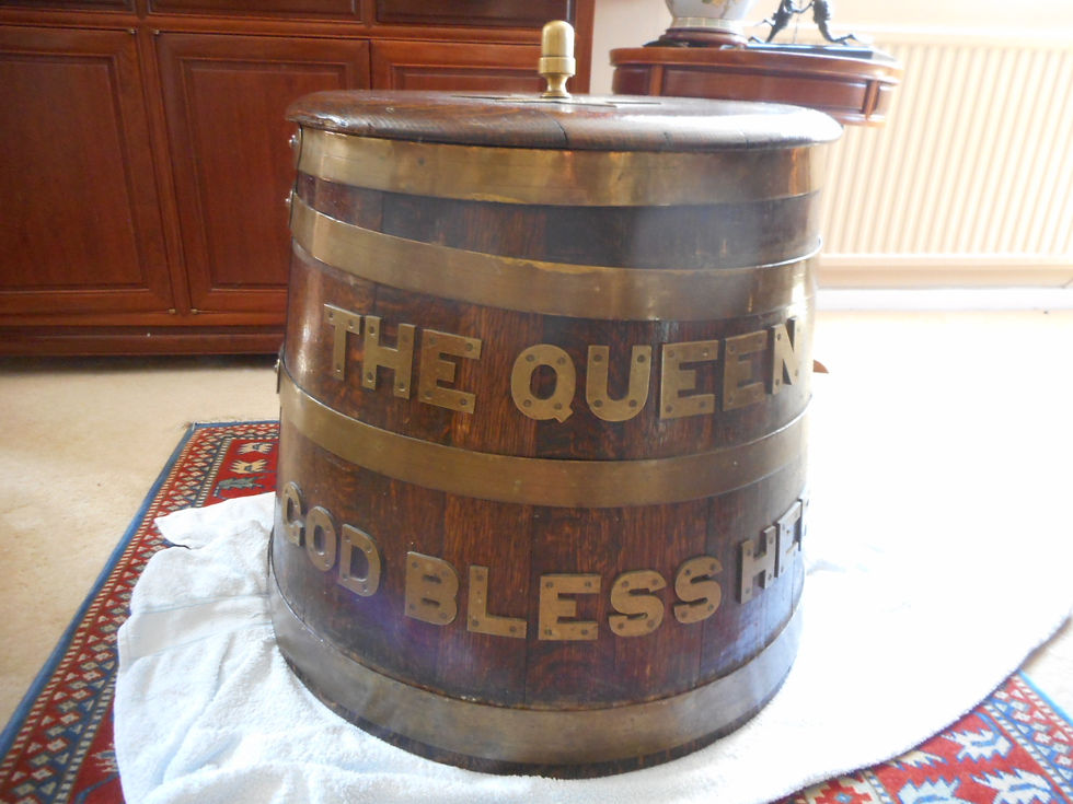 'Queen' Rum barrel | Bonds Nautical