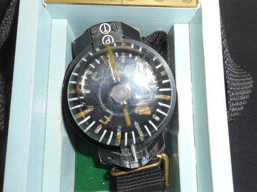 Vintage wrist worn diving compass | Bonds Nautical