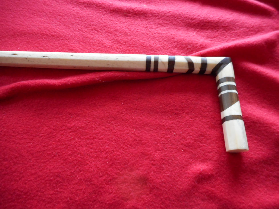 No. 284 - Right angled baleen handled whalebone cane | Bonds Nautical