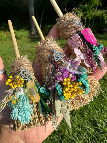 Boho Flora Broom | Bohemian Soul Gems