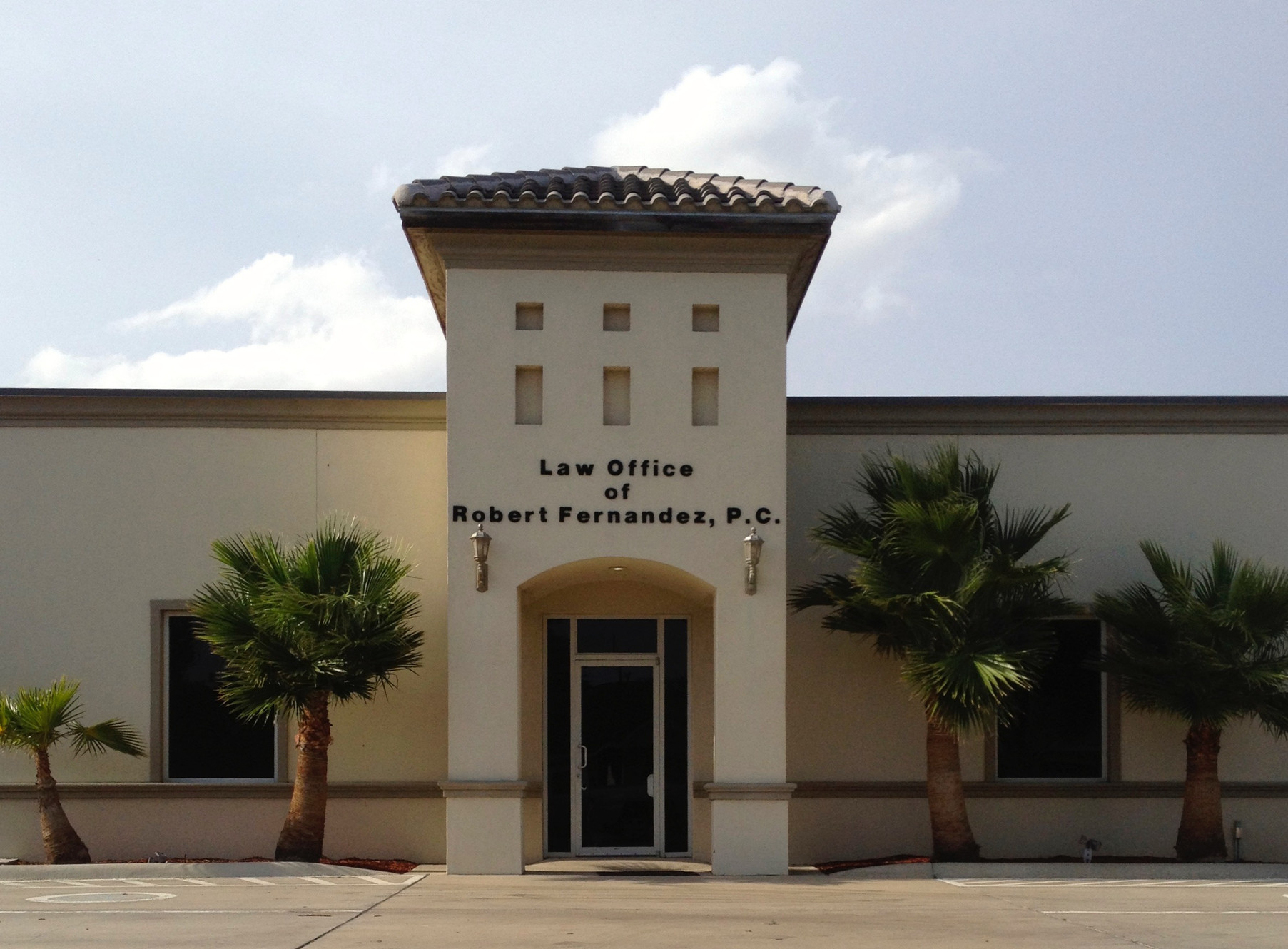 Law Office of Robert Fernandez | Edinburg Criminal Defense Attorney