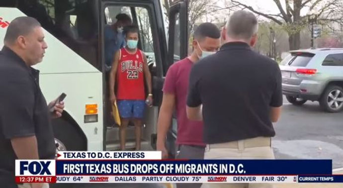 Texas Governor Sends 6th Bus With Illegal Immigrants to Washington