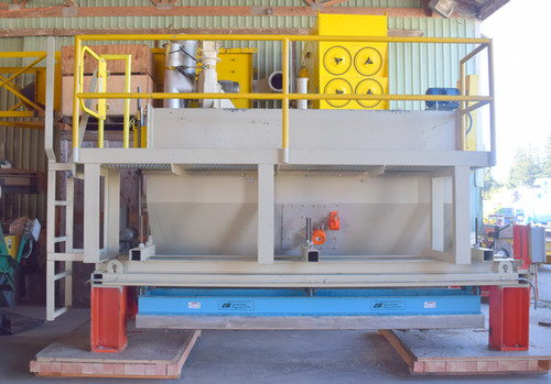 10ft Horizontal Metering surge bins, 2 available | Mysite