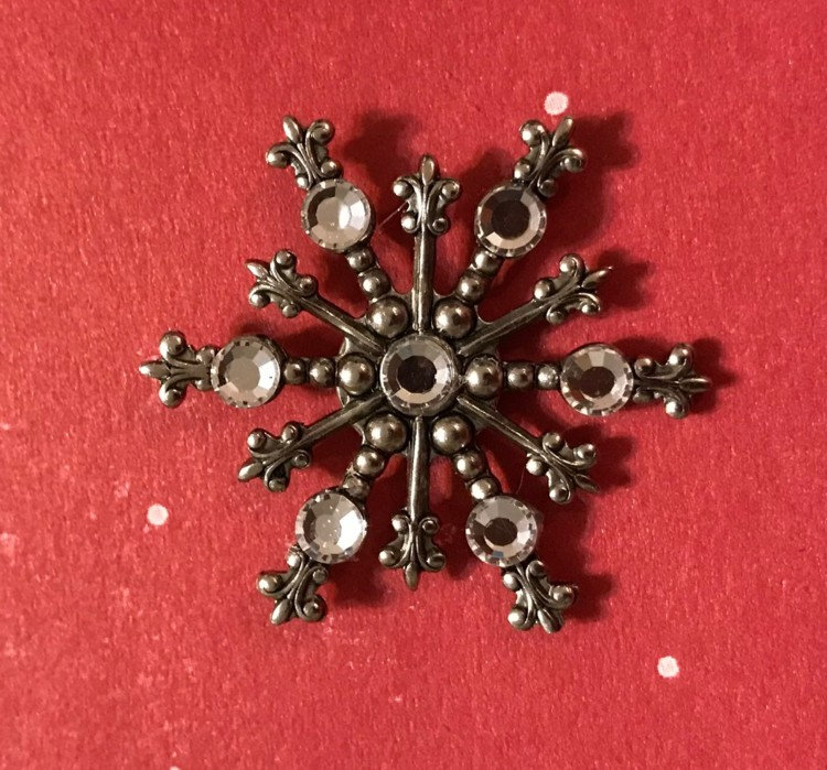 Large Snowflake Pin #843CLEAR | angeldesignsbydenise